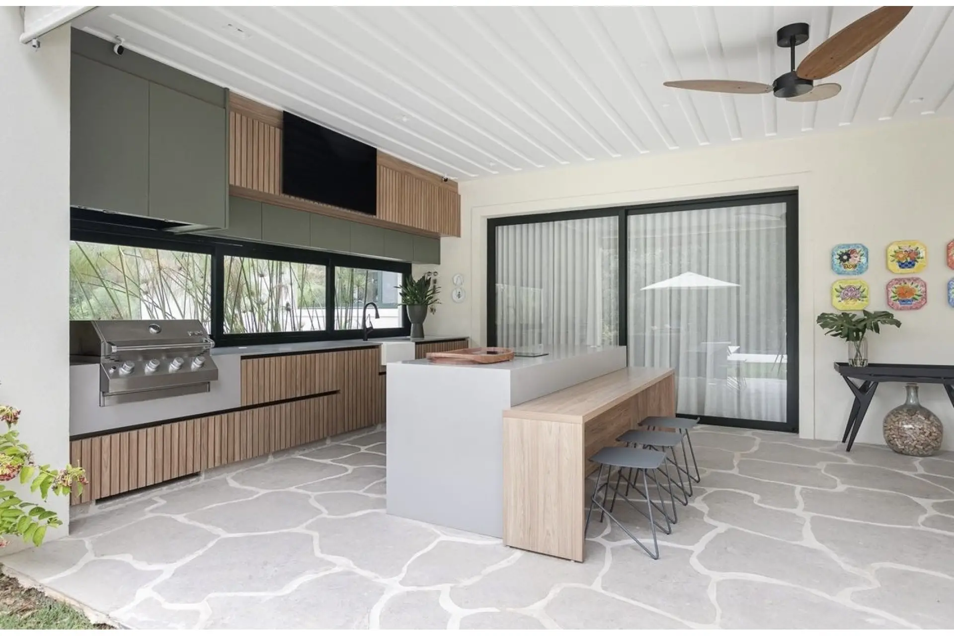 Pedras Naturais Direto da Pedreira com Entrega | Stone Casa